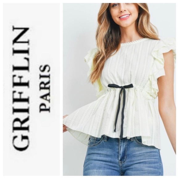 Grifflin Paris | Tops | Grifflin Paris Pale Yellow Flutter Sleeve Top ...